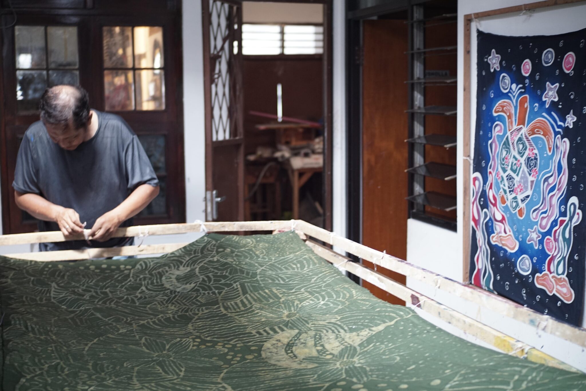 Reviving Batik in Jakarta: Preserving The City’s Textile Artisans - NOW ...